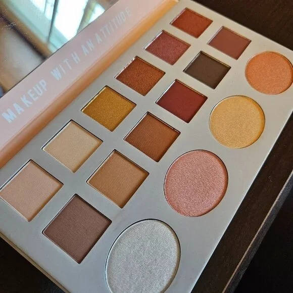 Best in Makeup Posh Party on Poshmark